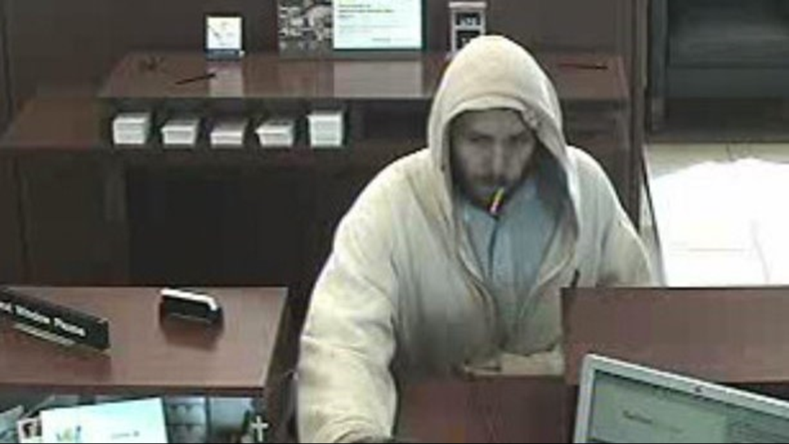 FBI: Suspect who robbed Chase Bank in Seven Hills believed to be same ...