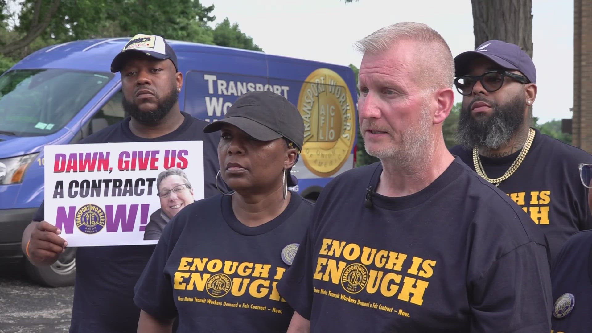 Akron METRO union workers reject contract proposal, plan strike ...
