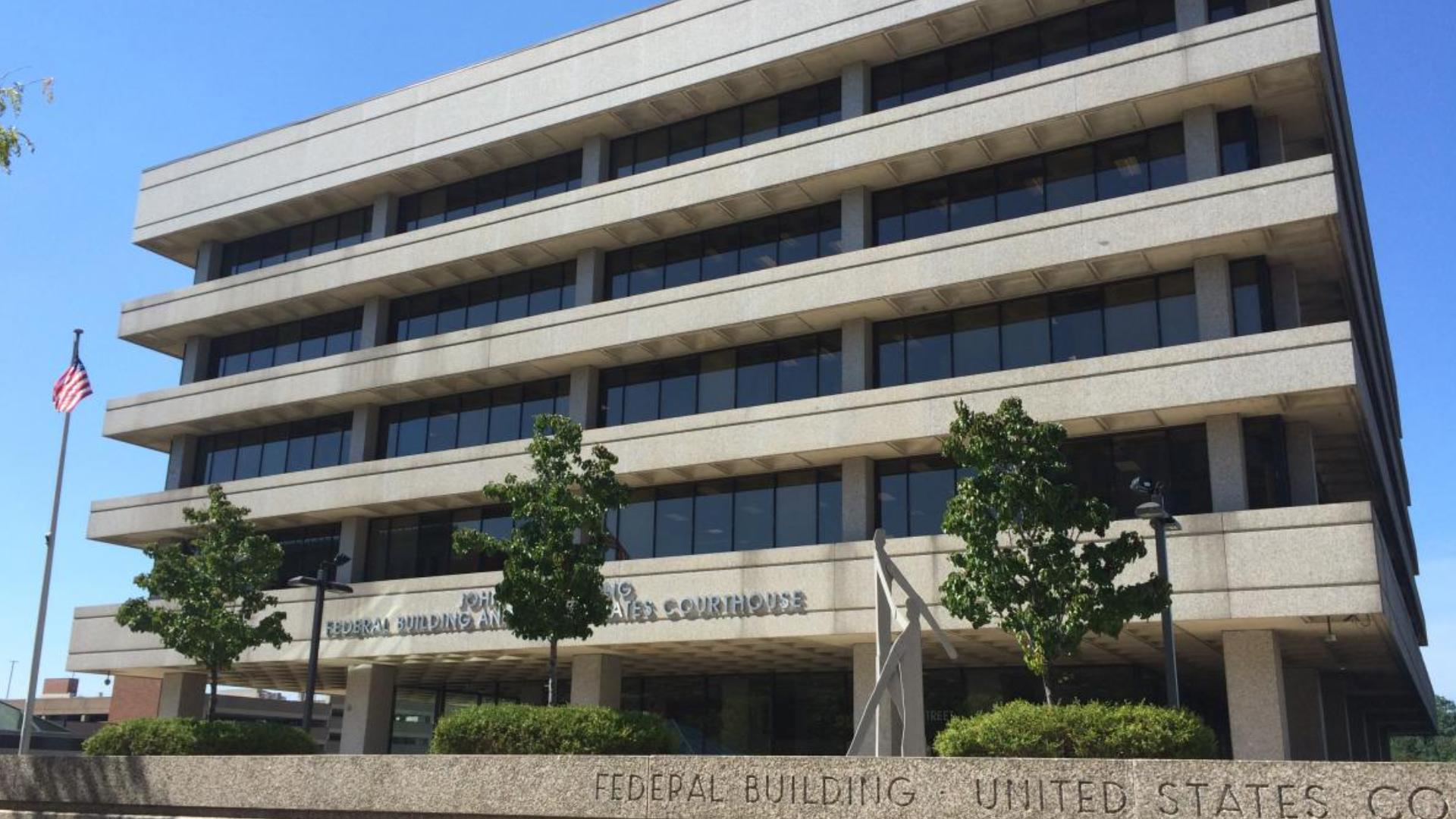 Letter with 'unknown suspicious substance' reported at federal building ...