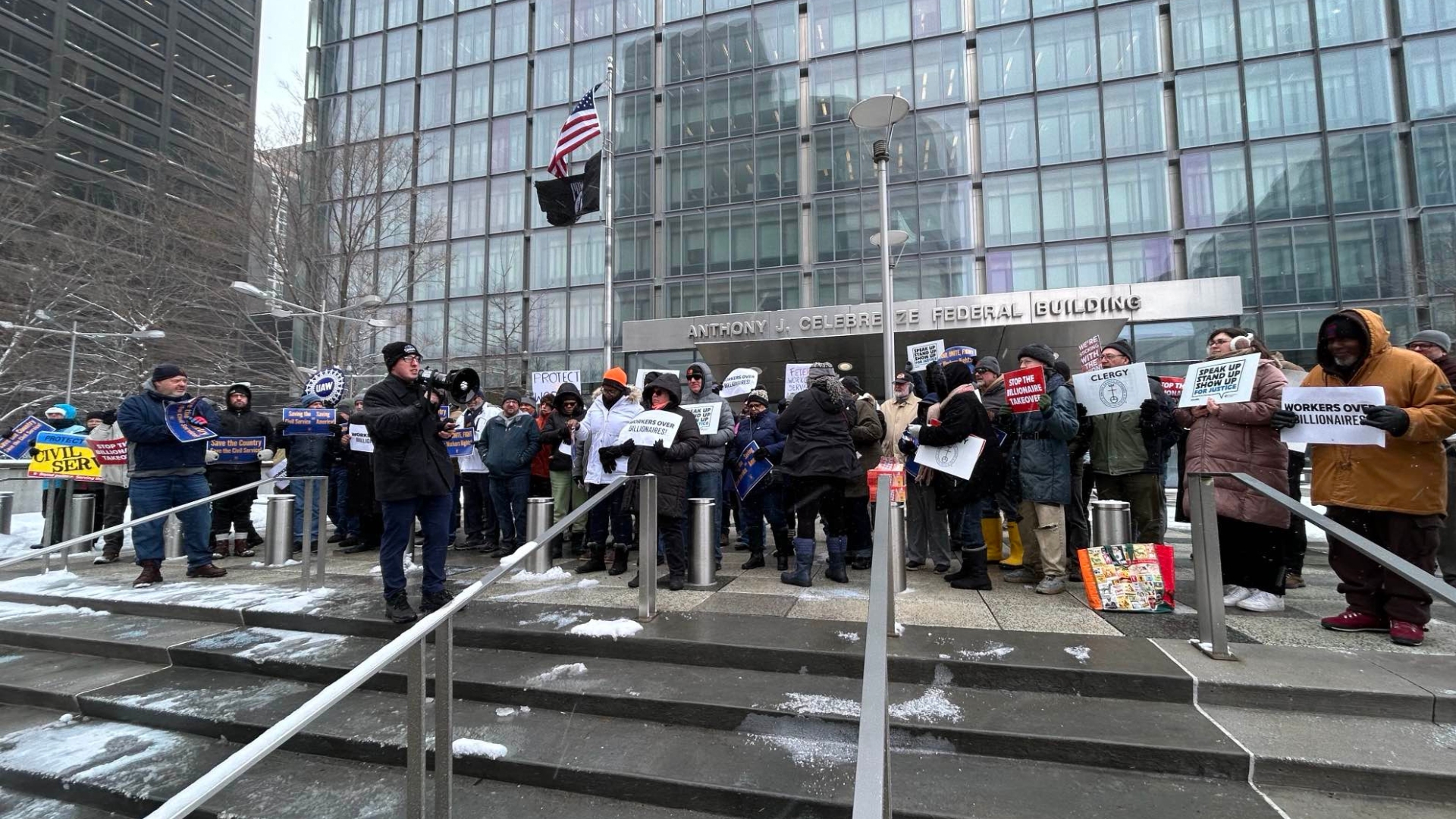 Union leaders, federal workers protest Trump admin layoffs in Cleveland ...