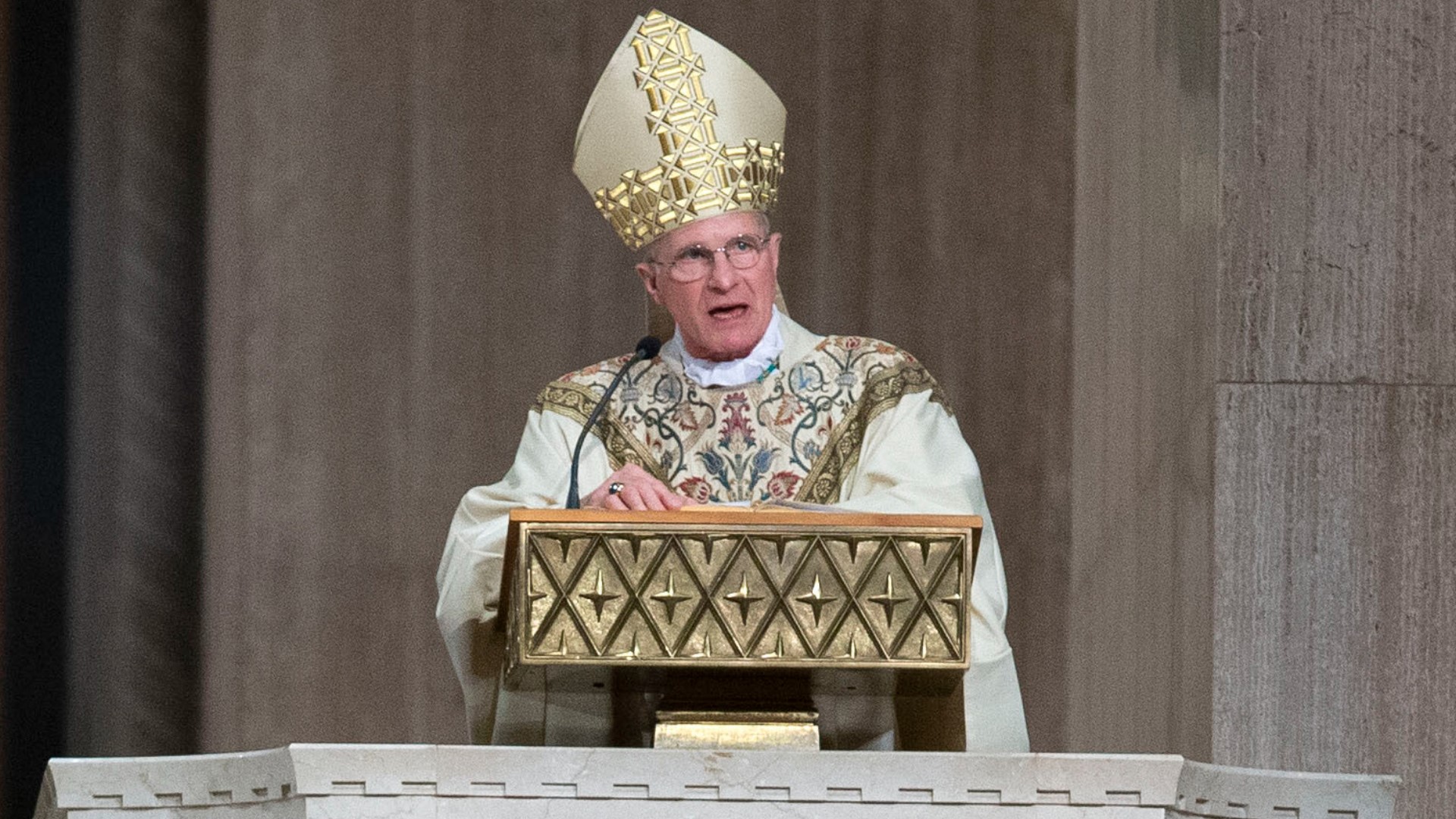 US Catholic bishops elect Cleveland area native as new president | wkyc.com