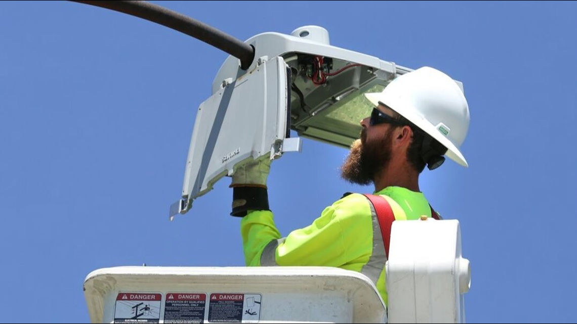 City of Cleveland installing 61,000 new LED streetlights as part of ...