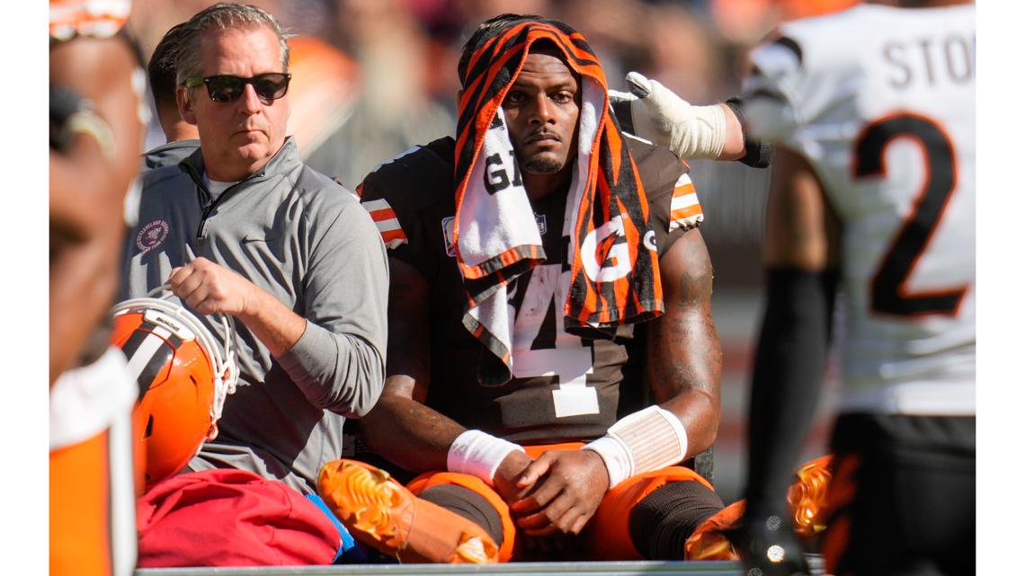 Browns QB Deshaun Watson carted off field with Achilles injury | wkyc.com
