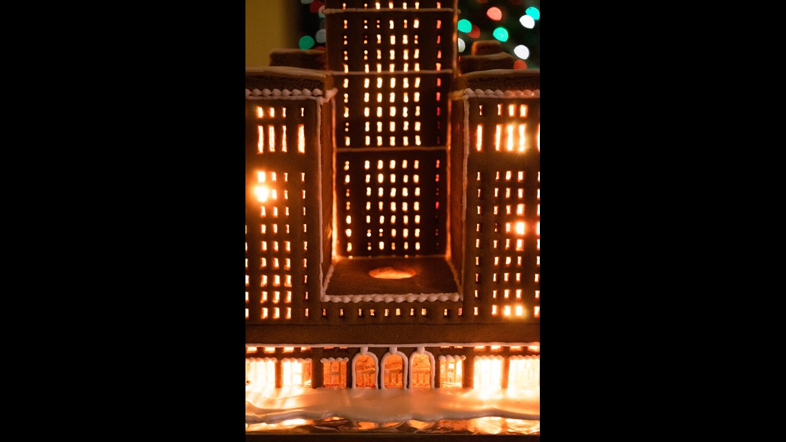 Cleveland resident creates gingerbread Terminal Tower | wkyc.com