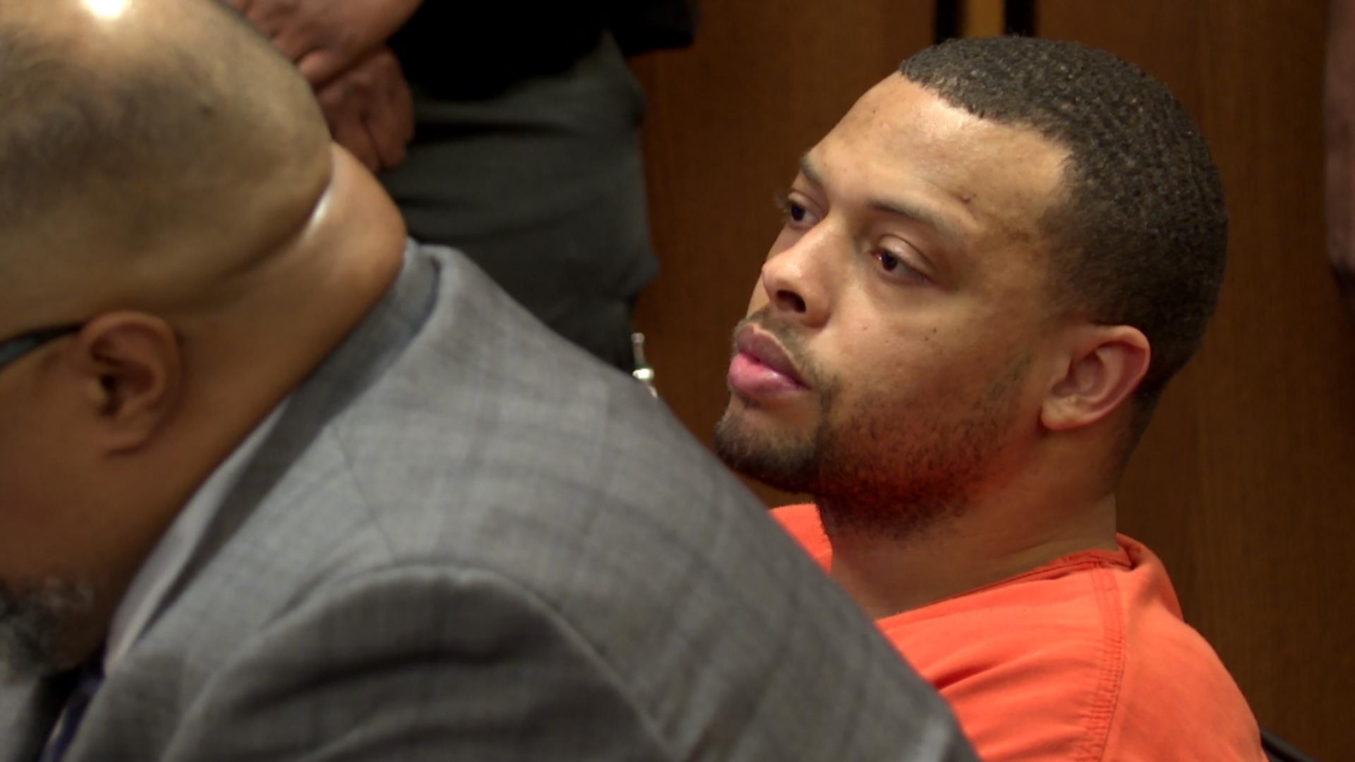 Mass shooting in Akron leaves 1 dead amid 25 gunshot victims | wkyc.com