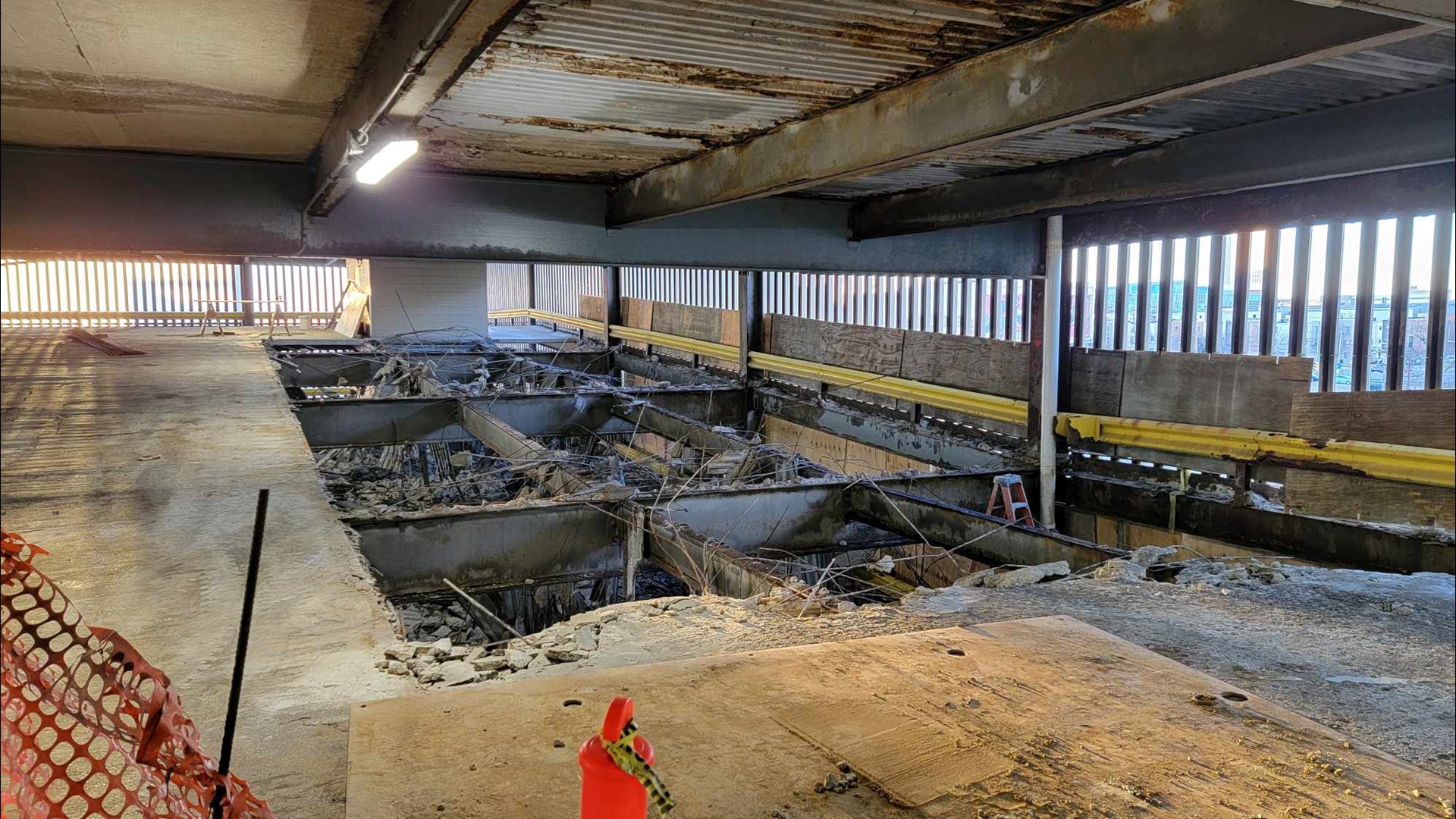 Construction concerns at Cleveland's Hamilton parking garage | wkyc.com