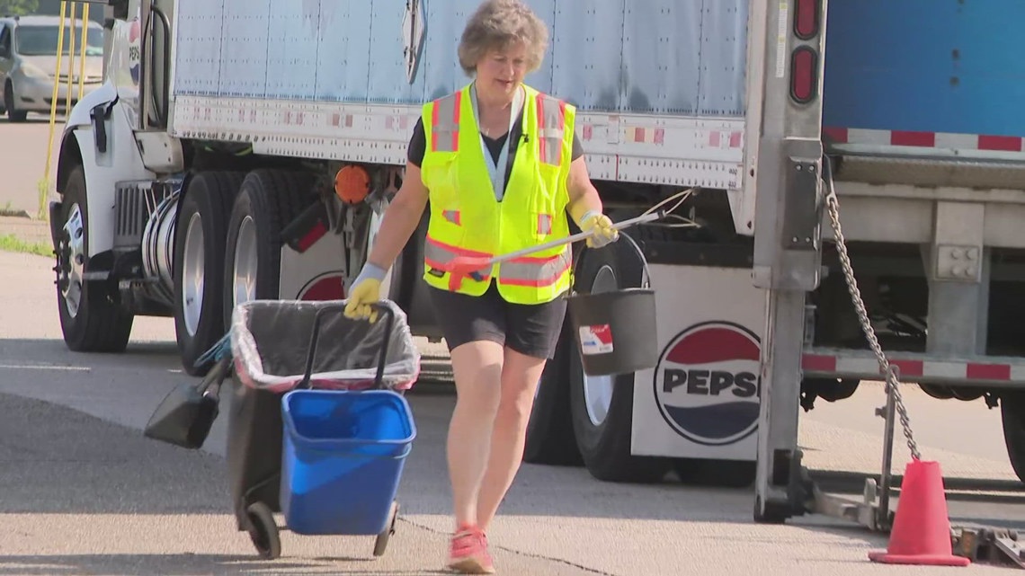 Debbie Miller of Akron and her mission to pick up trash | wkyc.com