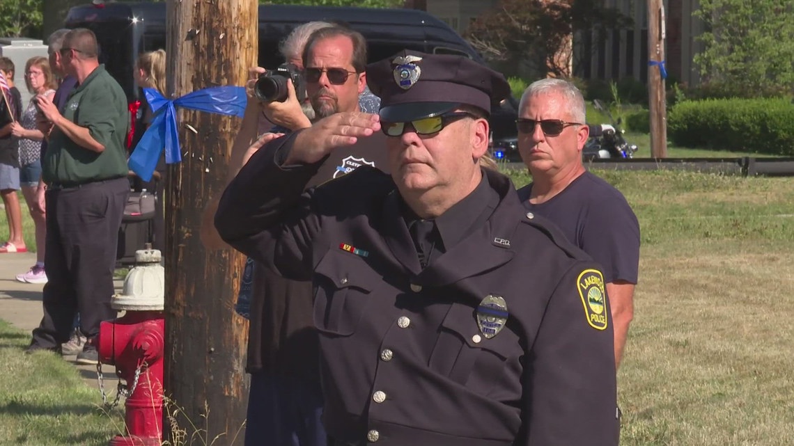 Fellow law enforcement families show their support for police officer ...