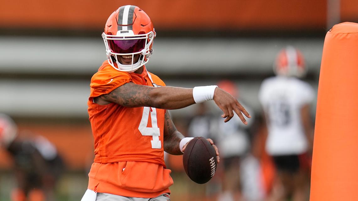 Browns QB Deshaun Watson doesn't throw on Day 2 of practice | wkyc.com