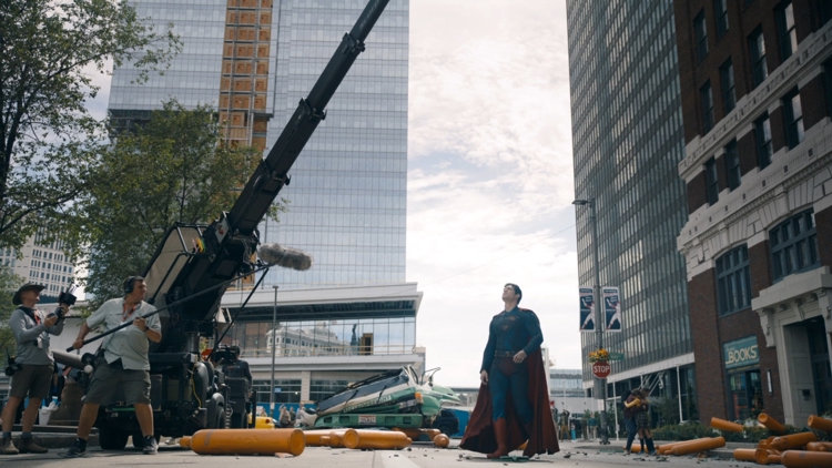 New 'Superman' movie behind-the-scenes reel shows new footage of ...