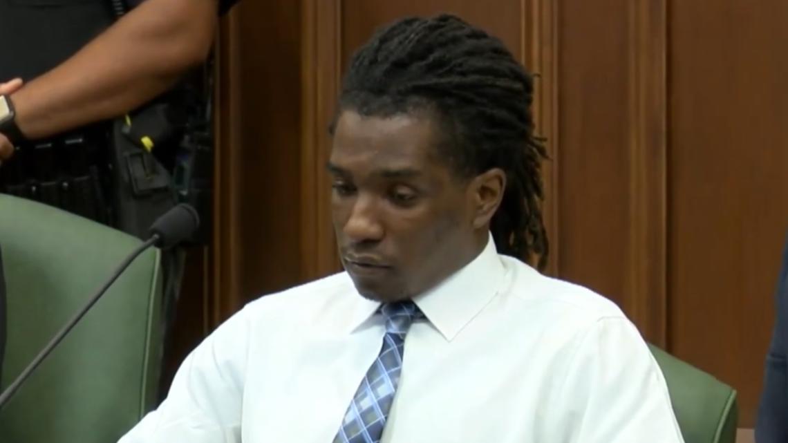 Man fatally shot after being caught in crossfire in Akron's Highland ...