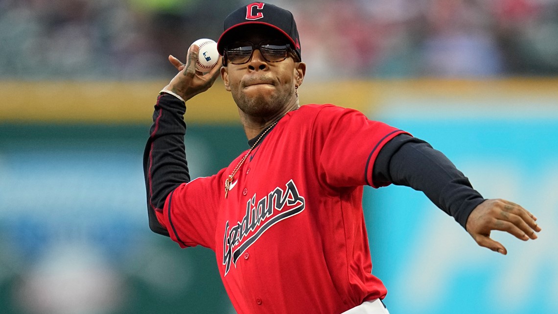WATCH: Kid Cudi spikes first pitch prior to Guardians game | wkyc.com