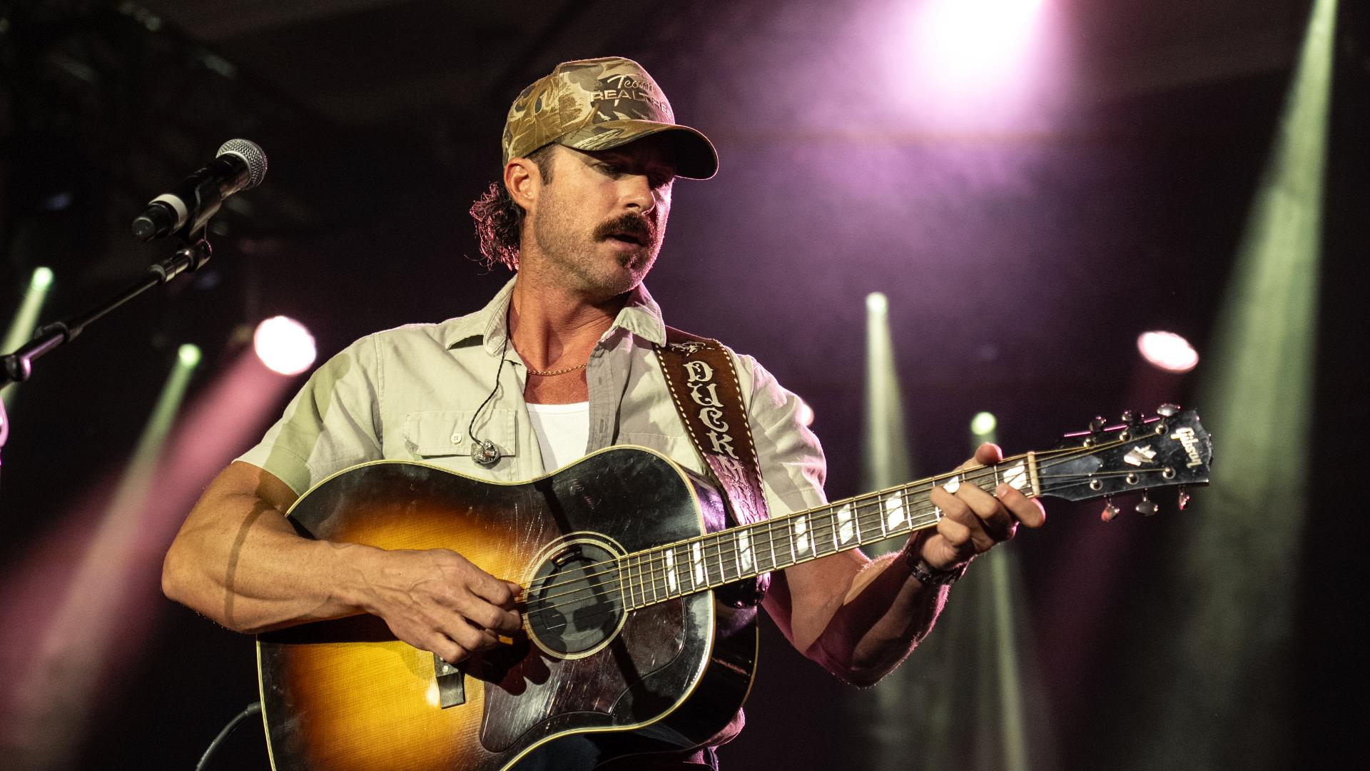 Riley Green bringing Cowboy As It Gets Tour to Blossom Music Center in ...