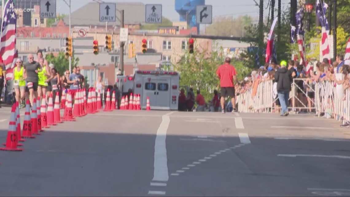Female runner dies after collapsing during Rite Aid Cleveland Marathon ...