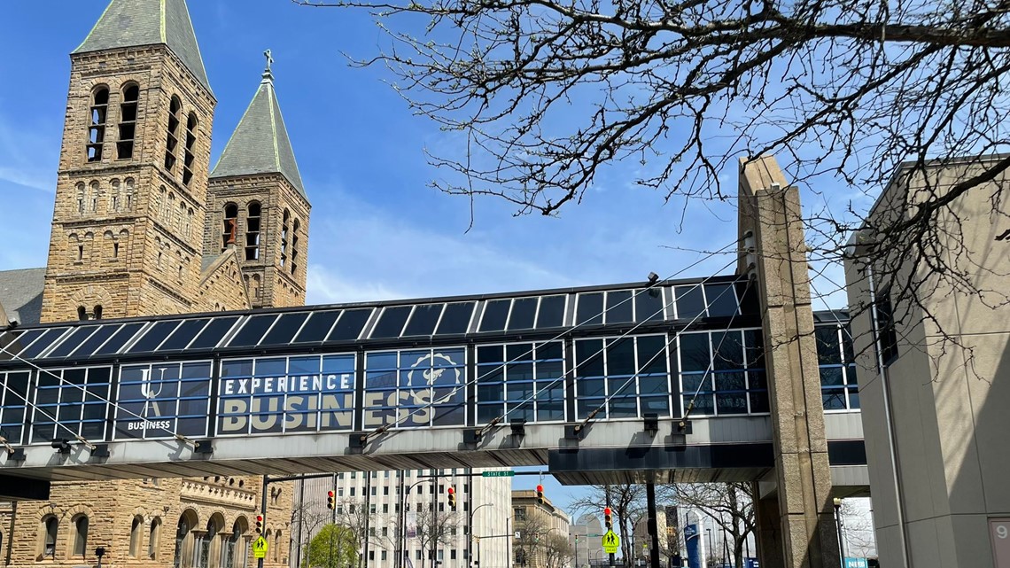 University of Akron to offer full tuition for select students | wkyc.com