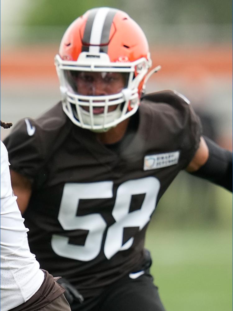 Cleveland Browns LB Jordan Hicks retires after 10 season in NFL | wkyc.com