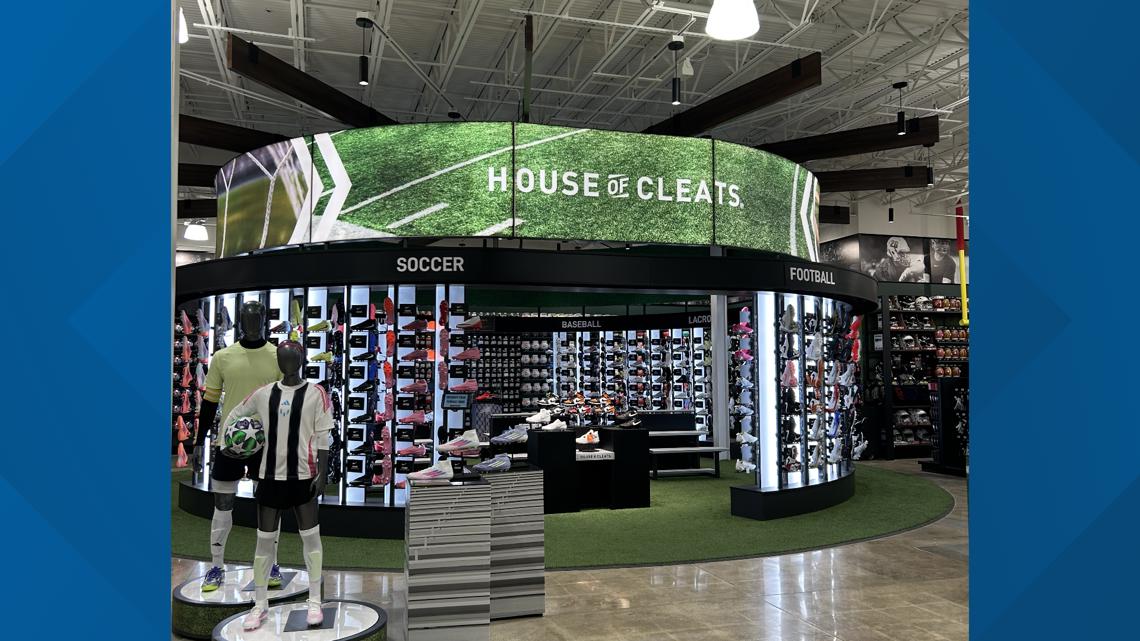 DICK’S House of Sport opens at SouthPark Mall in Strongsville: Meet ...