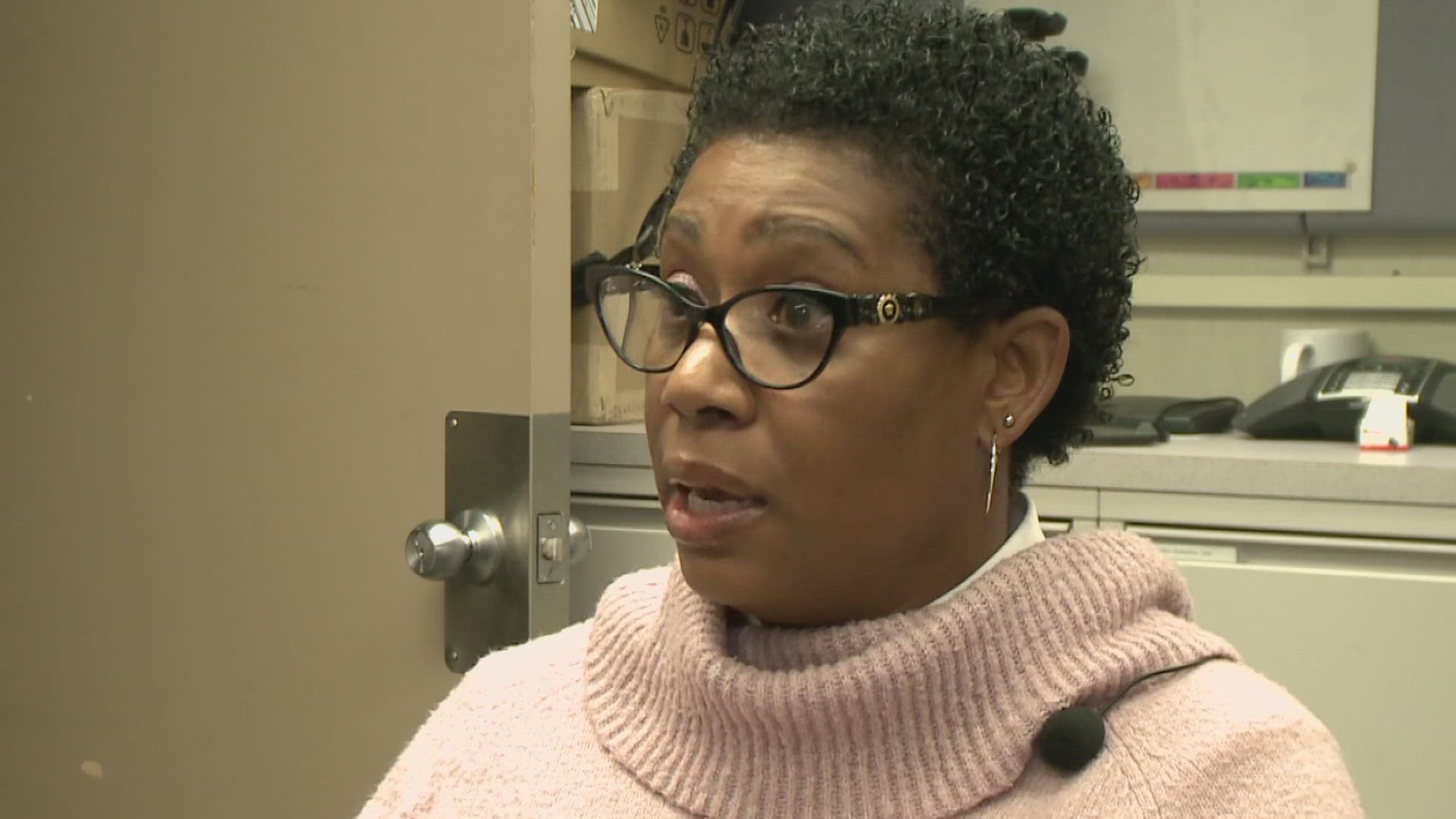 Bedford teachers union issues vote of no confidence in superintendent ...