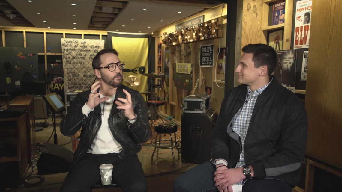 Jeremy Piven brings comedy show to Cleveland at Agora Theater | wkyc.com