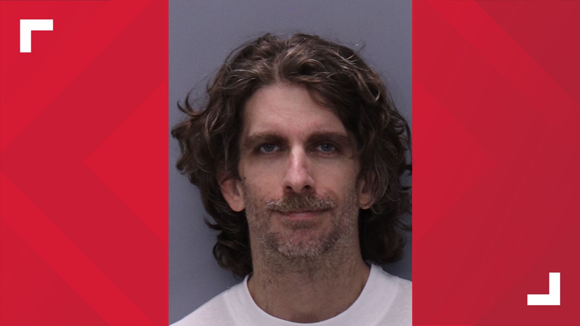 Maxwell Azzarello dies after setting him on fire outside trial | wkyc.com