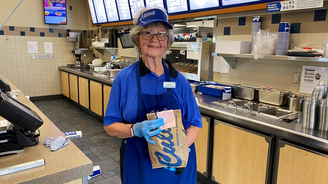 81-year-old joins Culver's crew to help at her favorite spot | wkyc.com