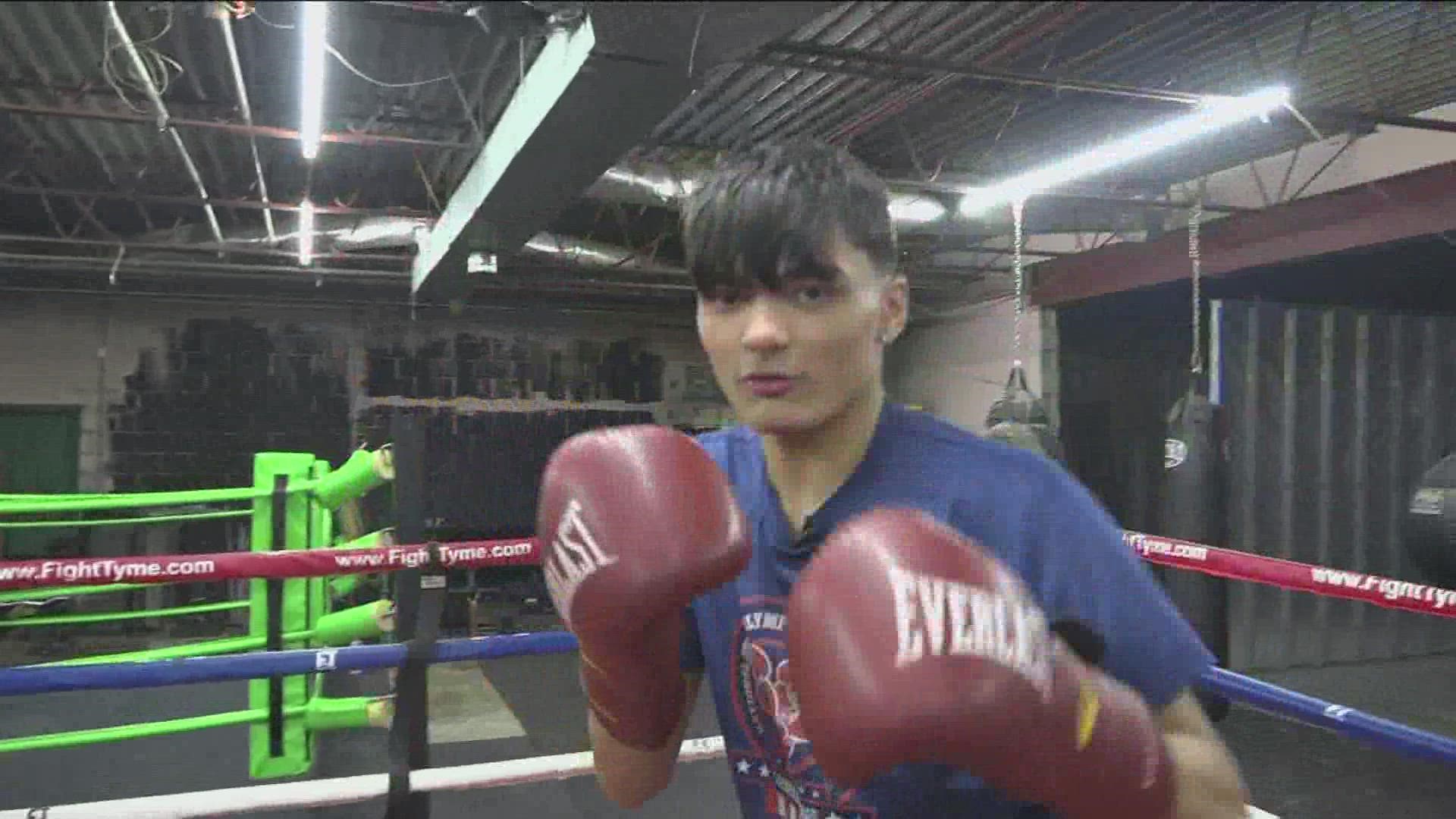 Teenager from Toledo makes U.S. junior boxing team | wkyc.com