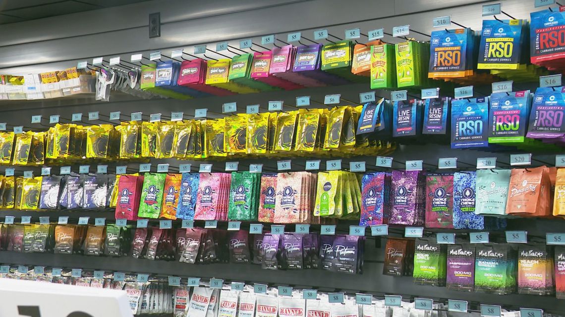 Who is Onya Nurve? Cleveland drag artist joins season 17 of 'RuPaul's ...