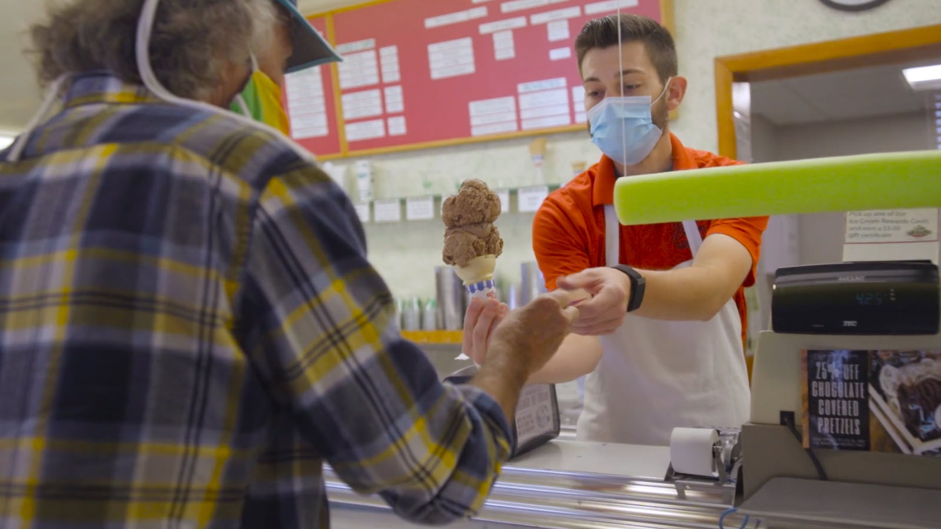 Historic Dietsch's Brothers candy shop a Hancock County mainstay | wkyc.com
