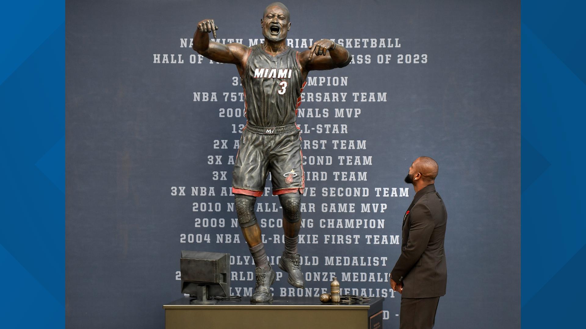 Dwyane Wade statue unveiled outside Heat arena in Miami | wkyc.com