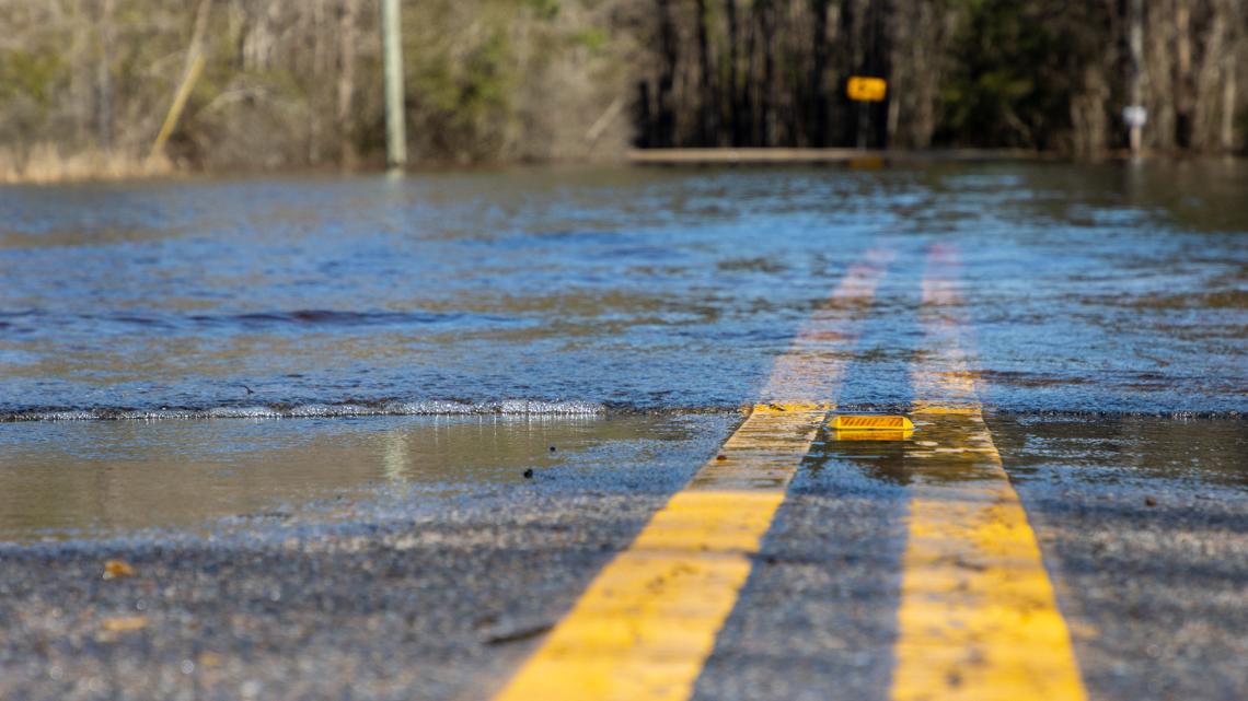 Parma officers use Grappler Police Bumper to stop suspect vehicle ...