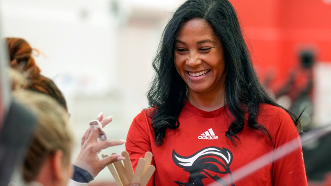 In post-Roe world, college coaches search for middle ground | wkyc.com